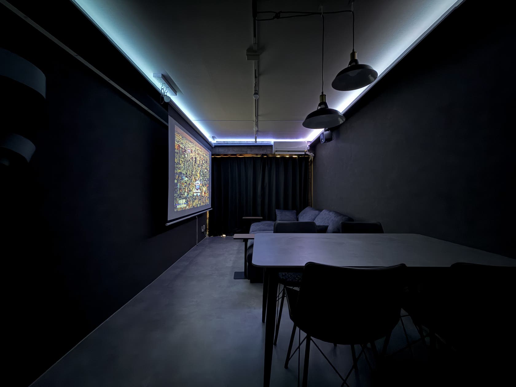 2月リニューアルOPEN✨池袋駅５分｜大型スクリーン｜24h｜DVDプレーヤー｜最大10名｜おうちシアター_404の写真2