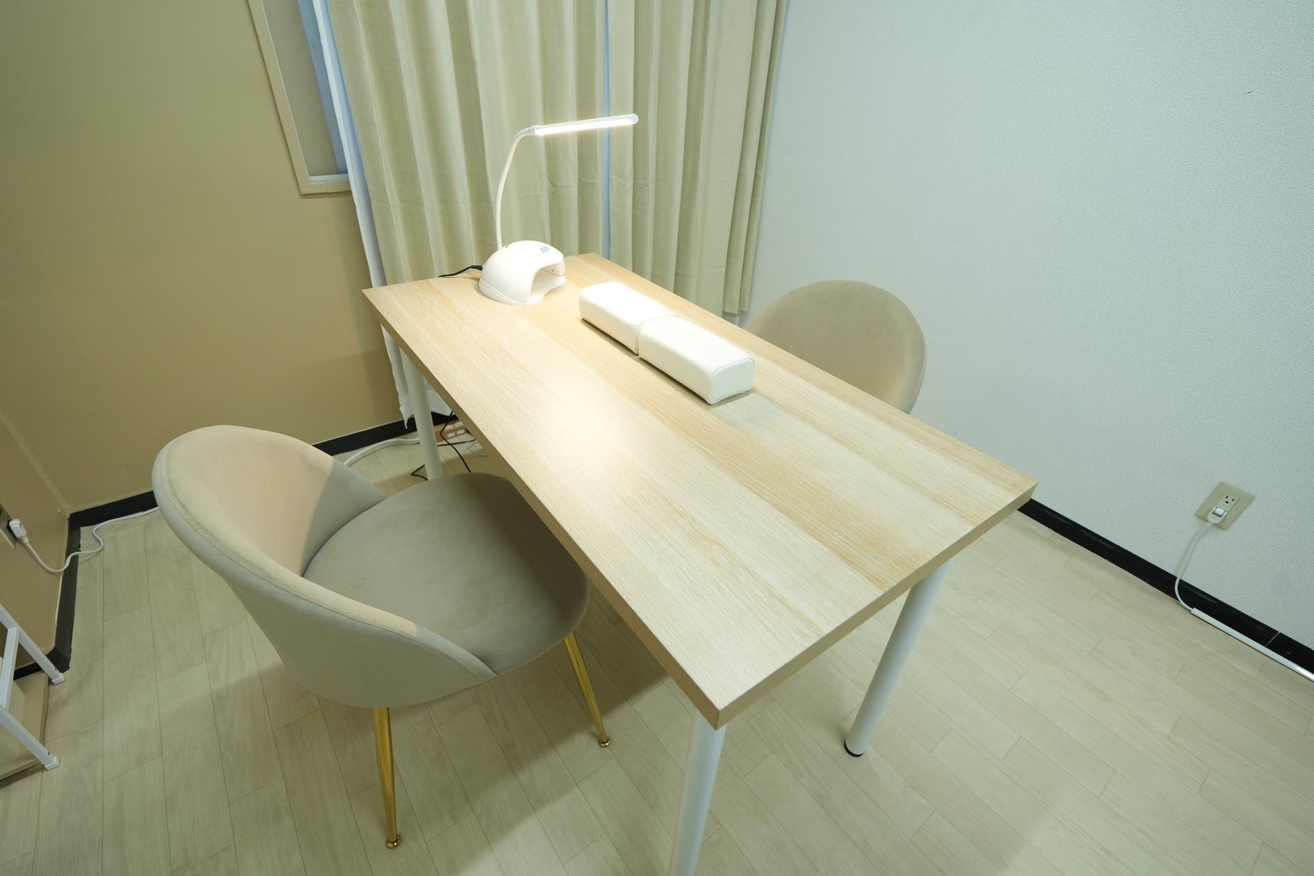 【関内駅徒歩1分】24時間利用可能！テレビ、高速WiFi、ホワイトボード完備☆会議/打合せ/オンライン/ボドゲに最適の写真8