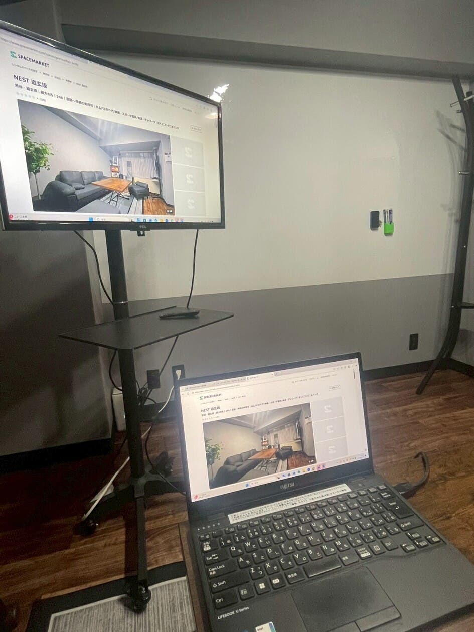 渋谷・道玄坂｜最大8名｜24h｜夜間〜早朝の利用可｜ホムパ/ボドゲ/映画・スポーツ鑑賞/会議・テレワーク｜近くにコンビニ&ドンキの写真8