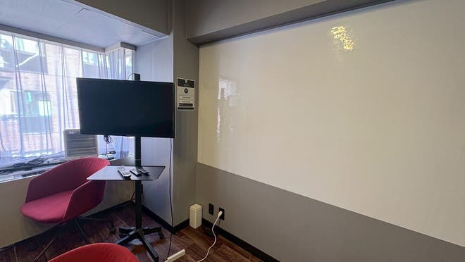 渋谷・道玄坂|最大8名|24h|夜間〜早朝の利用可|ホムパ/ボドゲ/映画・スポーツ鑑賞/会議・テレワーク|近くにコンビニ&ドンキの写真10