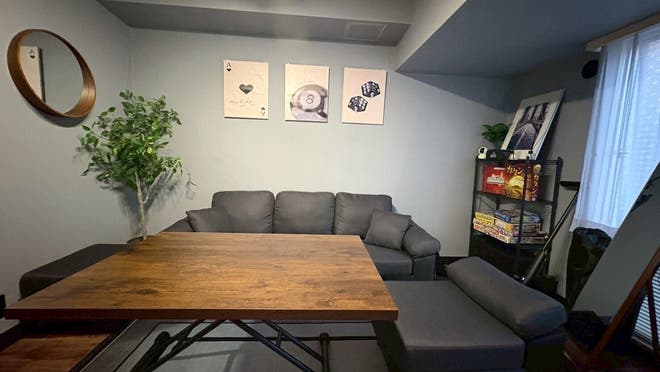 渋谷・道玄坂|最大8名|24h|夜間〜早朝の利用可|ホムパ/ボドゲ/映画・スポーツ鑑賞/会議・テレワーク|近くにコンビニ&ドンキの写真2