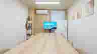 【関内駅徒歩1分】24時間利用可能!テレビ、光回線、ホワイトボード完備☆会議/打合せ/オンライン/ボドゲに最適の写真2