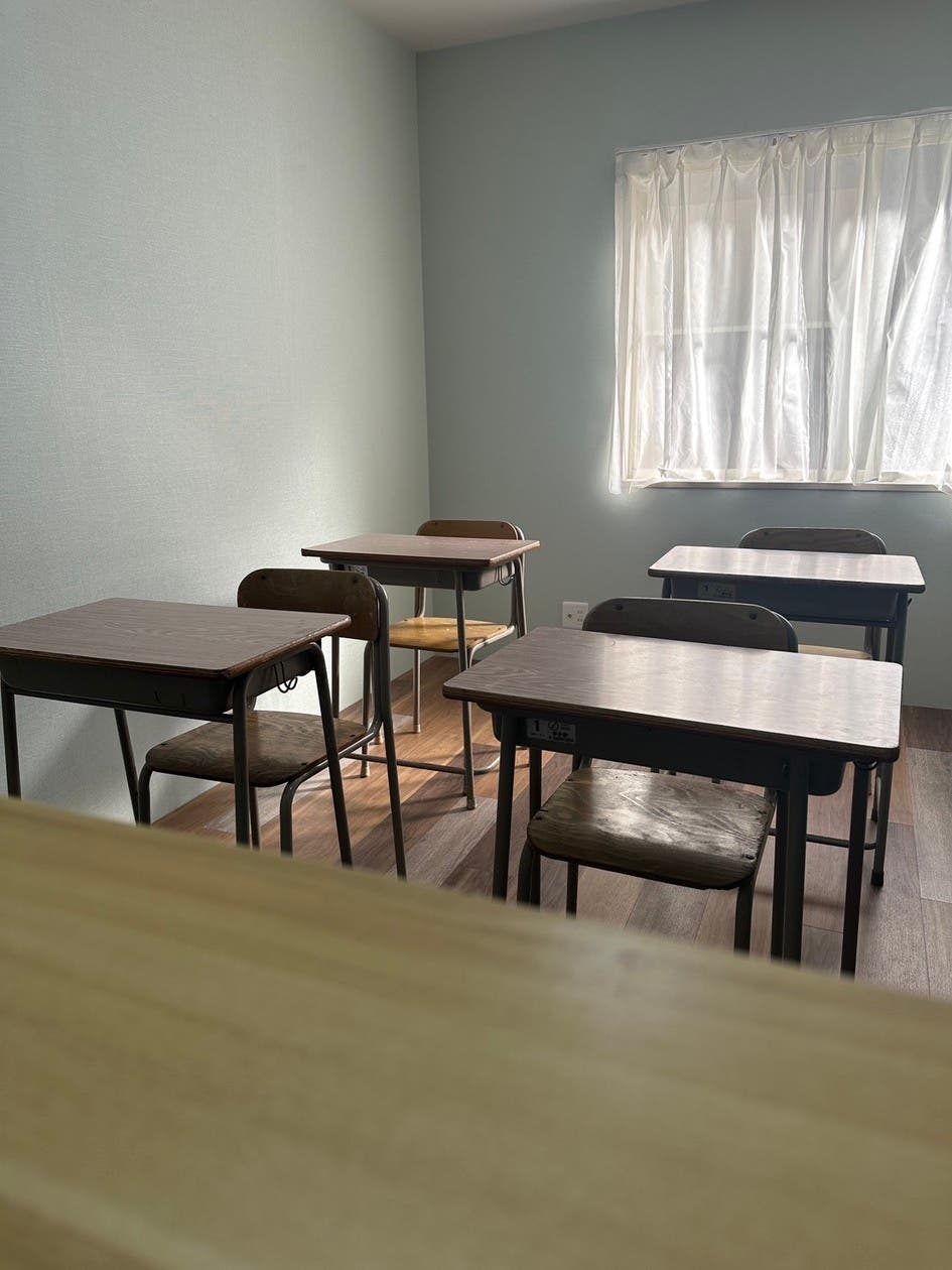 東映撮影所からすぐ！学校セットの撮影スタジオの写真6