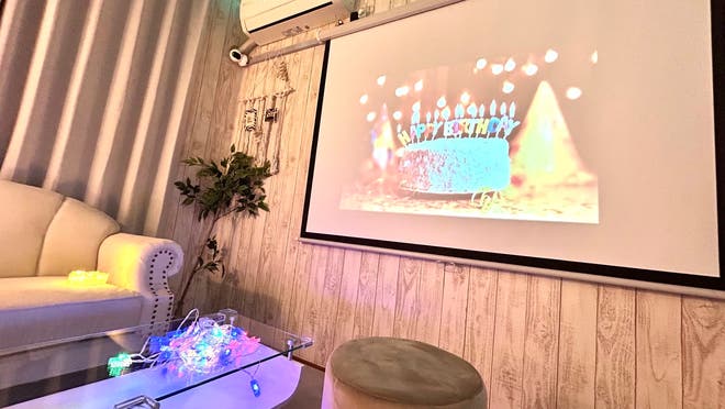 💰町田最高級家具設置💰町田駅5分🚶ママ会✨デート👫女子会❤️誕生日会🎂推し会🌹100インチプロジェクタの写真4