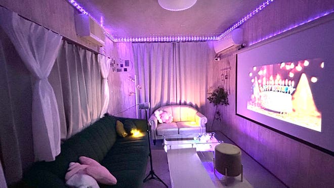 💰町田最高級家具設置💰町田駅5分🚶ママ会✨デート👫女子会❤️誕生日会🎂推し会🌹100インチプロジェクタの写真9