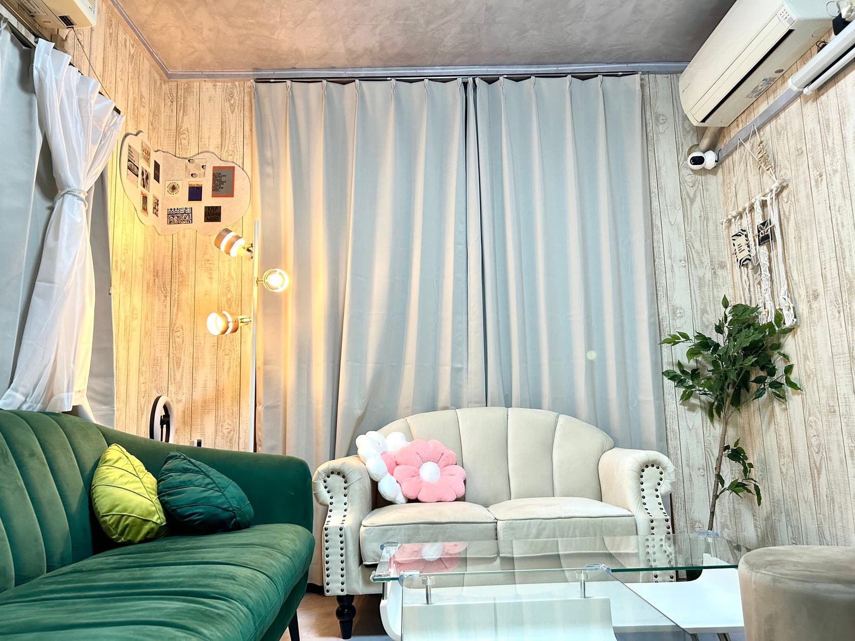 💰町田最高級家具設置💰町田駅5分🚶ママ会✨デート👫女子会❤️誕生日会🎂推し会🌹100インチプロジェクタの写真24