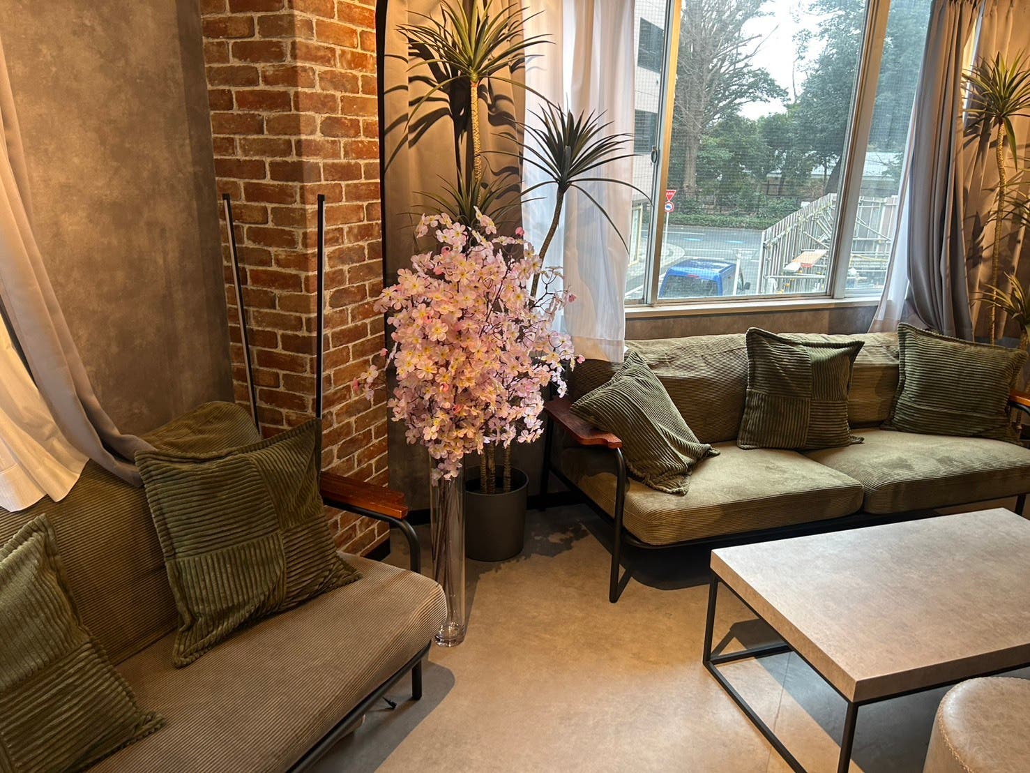 🌸令和６年３月オープン🌸新宿御苑前駅徒歩１分🚶‍♀️会議✨イベント✨懇親会✨撮影✨の写真1