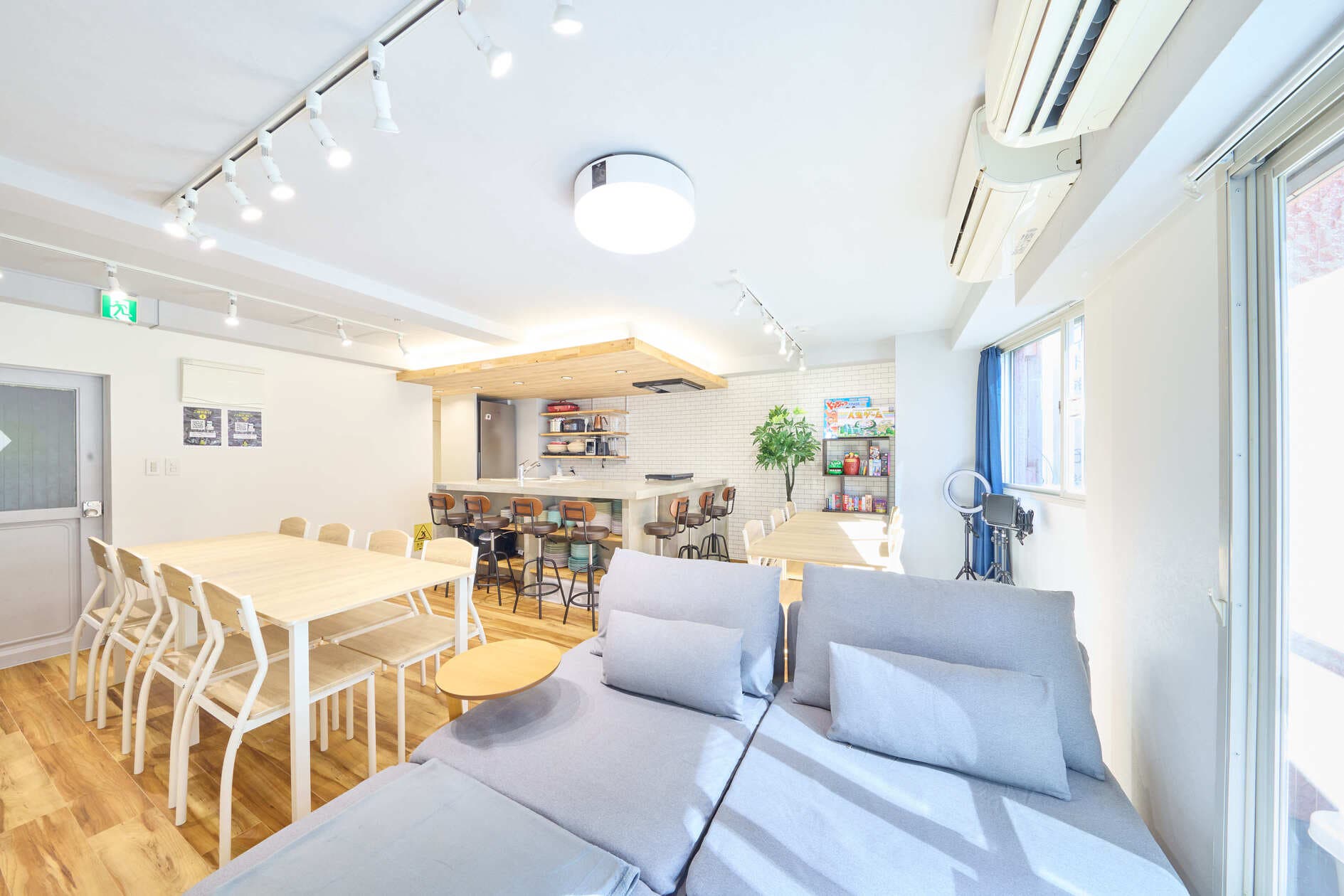 新店✨リノスペキッチン飯田橋🍳花見・デート・料理・ホームパーティ・飲み会・打ちあげ・歓迎会・撮影・収録の写真1