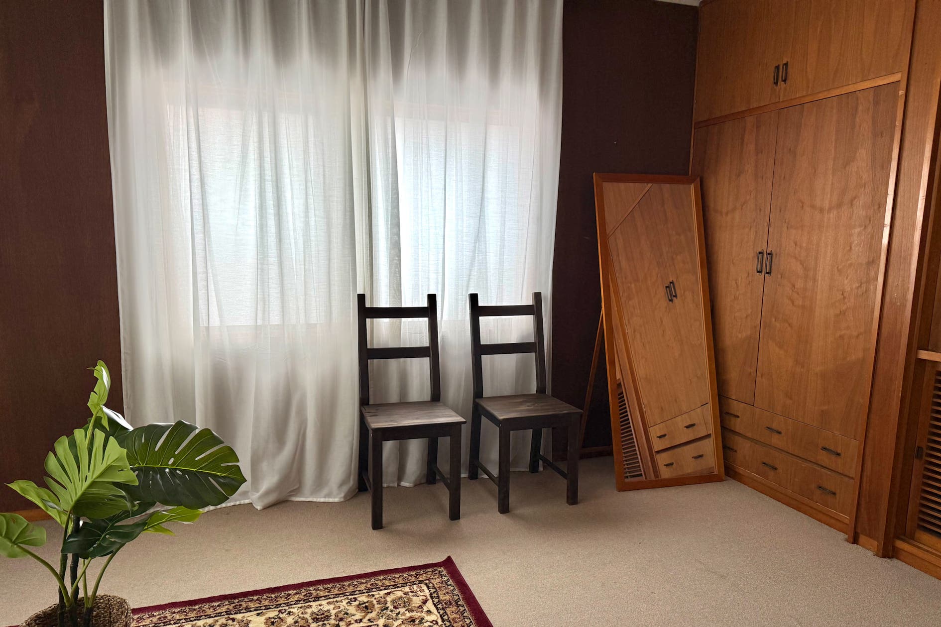 【Droom】駅から徒歩5分！自然光たっぷりの古びた洋室｜ポートレート｜コスプレ｜推し活｜お茶会の写真7