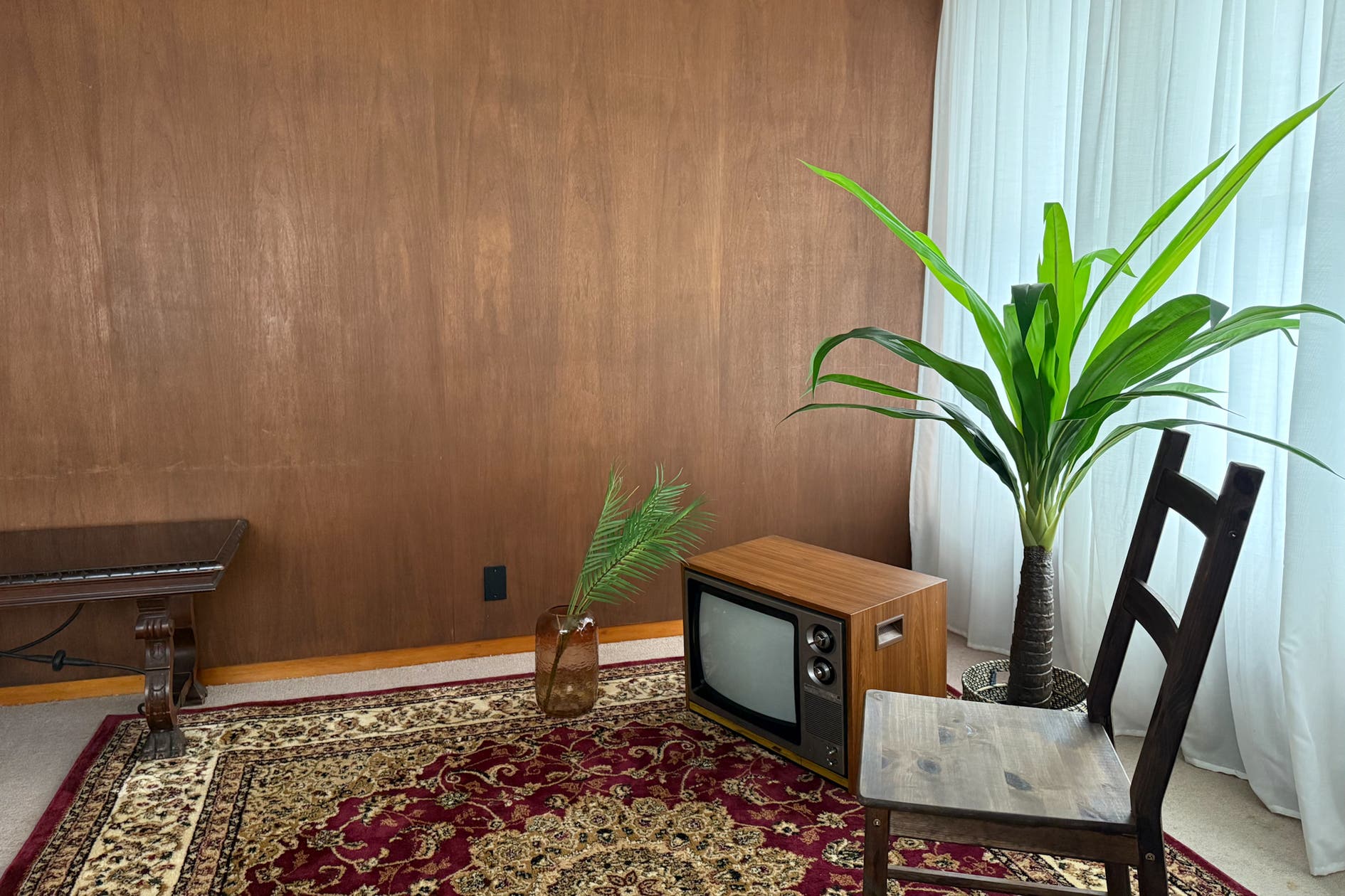 【Droom】駅から徒歩5分！自然光たっぷりの古びた洋室｜ポートレート｜コスプレ｜推し活｜お茶会の写真8