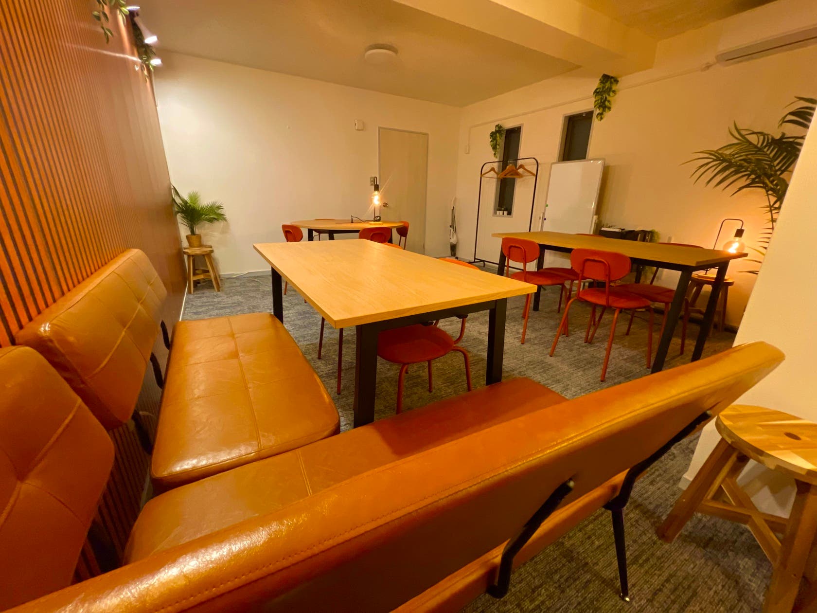 【大井町駅徒歩3分！品川駅1駅】最大18名/無料Wifi/会議・撮影・女子会・ボドゲ・パーティ等！飲食🍺🍷可！の写真3