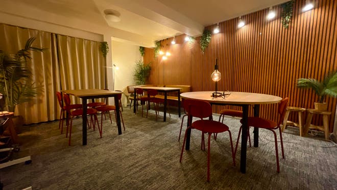 【大井町駅徒歩3分!品川駅1駅】最大18名/無料Wifi/会議・撮影・女子会・ボドゲ・パーティ等!飲食🍺🍷可!の写真2