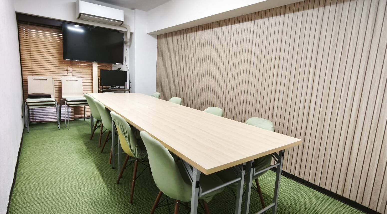 【ラピス】新宿徒歩1分 個室 格安会議室 WiFi プロジェクター無料 C Web会議・テレワークにの写真4