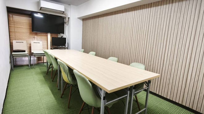 【ラピス】新宿徒歩1分 個室 格安会議室 WiFi プロジェクター無料 C Web会議・テレワークにの写真4