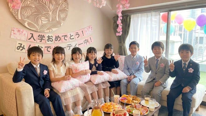 🌸卒園・入学パーティー🎉大画面プロジェクターで思い出動画上映✨ママ会・お祝い会に✨最大15名の写真2