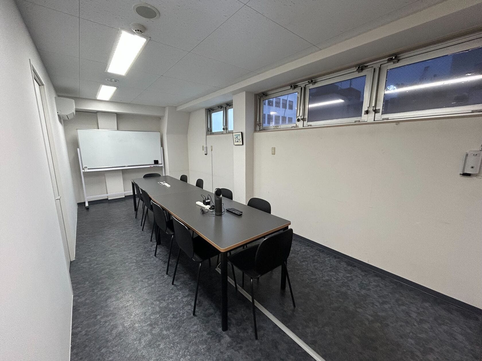 【松戸 by M.A.D.center】モニター付き完全個室の10名用会議室の写真3