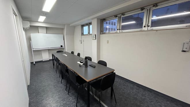 【松戸 by M.A.D.center】モニター付き完全個室の10名用会議室の写真3