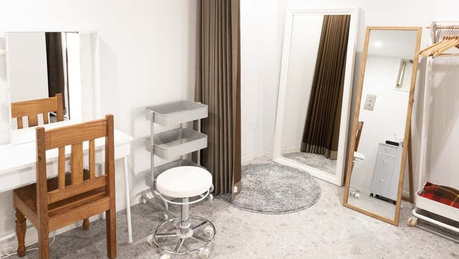 南向きの大きな窓から自然光|北欧ナチュラル空間+屋外撮影バルコニー|写真撮影、ムービー撮影、イベント、セミナー、会議室の写真21