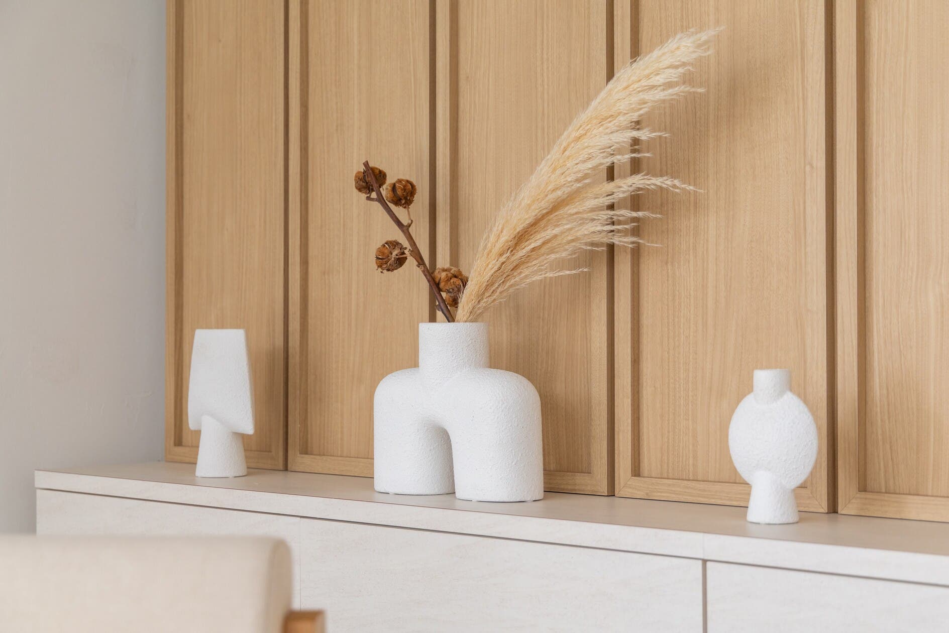 南向きの大きな窓から自然光｜北欧ナチュラル空間＋屋外撮影バルコニー｜写真撮影、ムービー撮影、イベント、セミナー、会議室の写真16