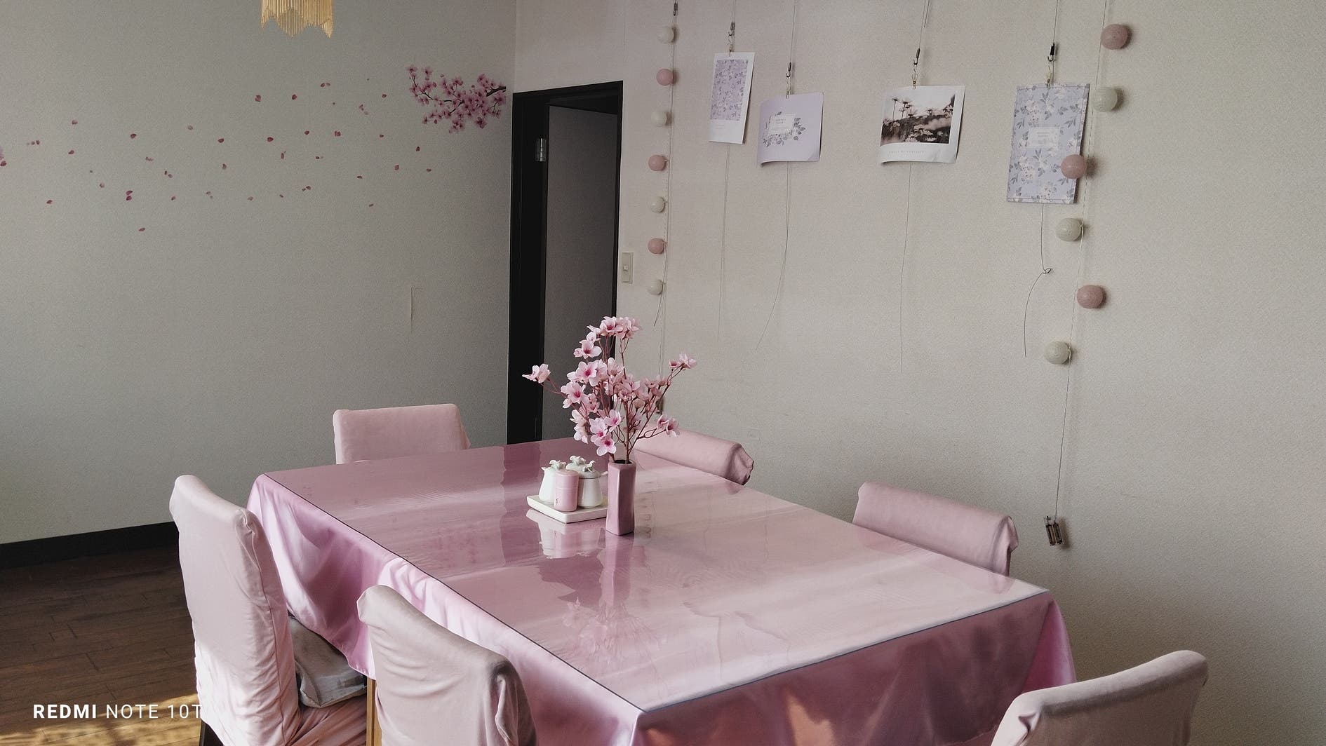 神泉駅徒歩数十秒！　日本家屋2階の10畳　ギャラリー使用可　電子ピアノありの写真2