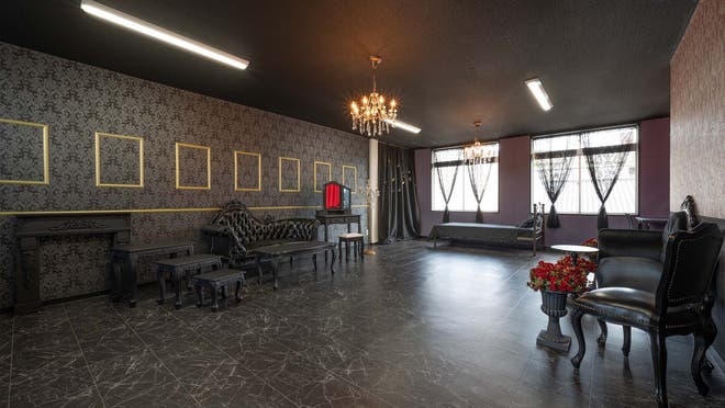 💗新規OPEN♥Black&Red💖ゴシック調|SNS話題|南向き|ポートレート|コスプレ|推し活|配信|商用利用の写真9