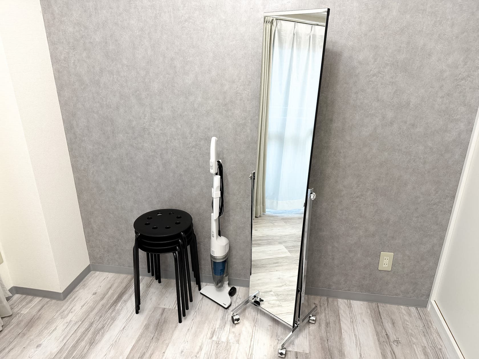 【New！】三鷹駅からすぐ！最大10名/懇親会・会議・女子会・ボドゲ等！周辺にコンビニやスーパーあり！の写真12