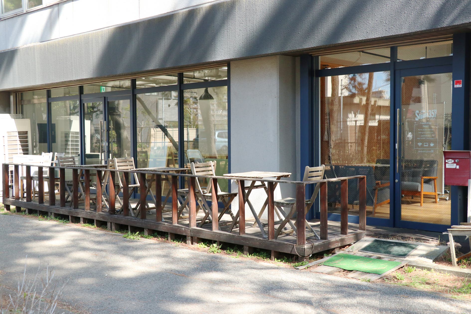 たっぷり自然光が差し込む明るい空間の写真11