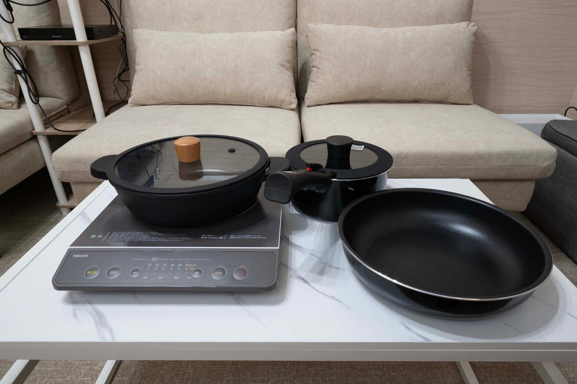 ⑤卓上IHヒーターとお鍋セットの画像1