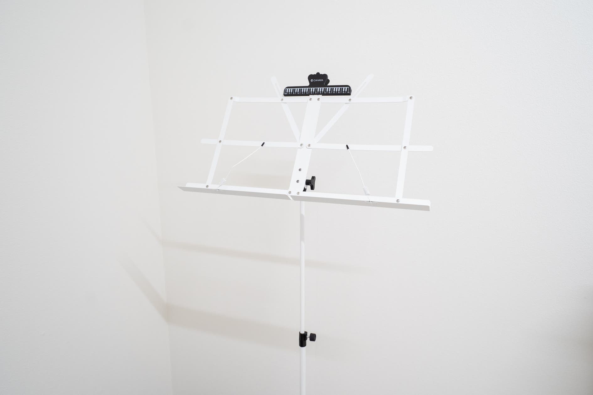 【NEWOPEN✨】電子ピアノ完備|ボイトレ・個人練習・レッスンに最適な地下個室の写真6