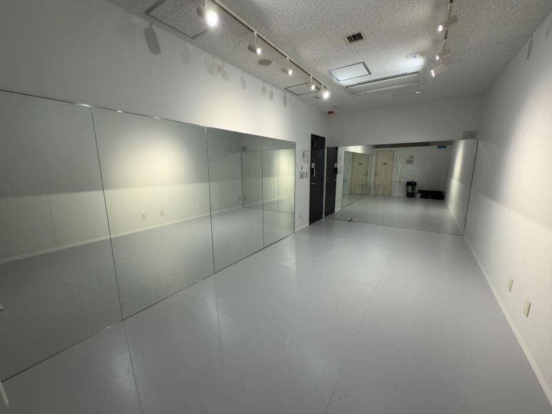 【青葉台駅徒歩3分！】 17.69㎡/ダンスやヨガ等の各種運動に適したスタジオ　ルービー青葉台 room3の写真1