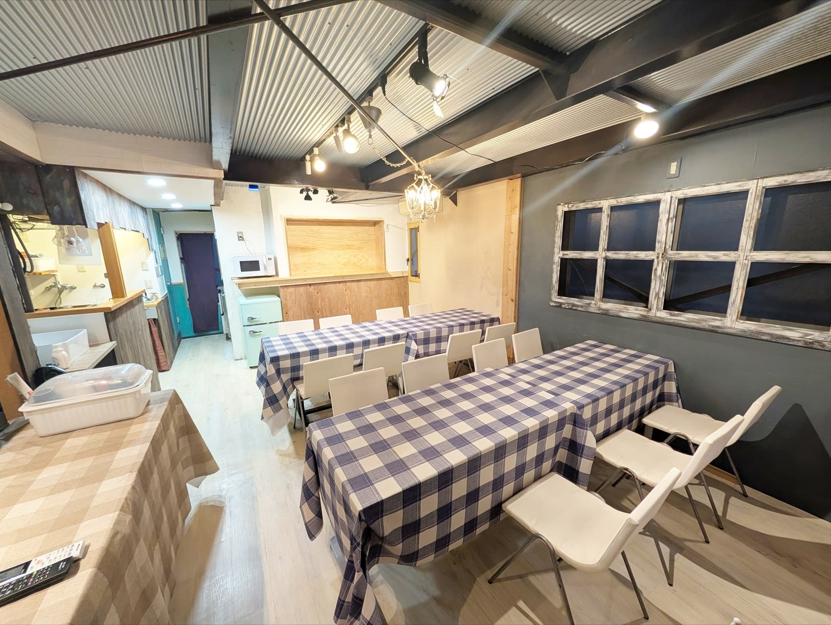 【駅徒歩1分！】ピザ窯🍕と製氷機のある多目的スペースの写真1