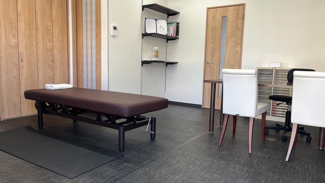 青木島町大塚のレンタルサロンの写真1