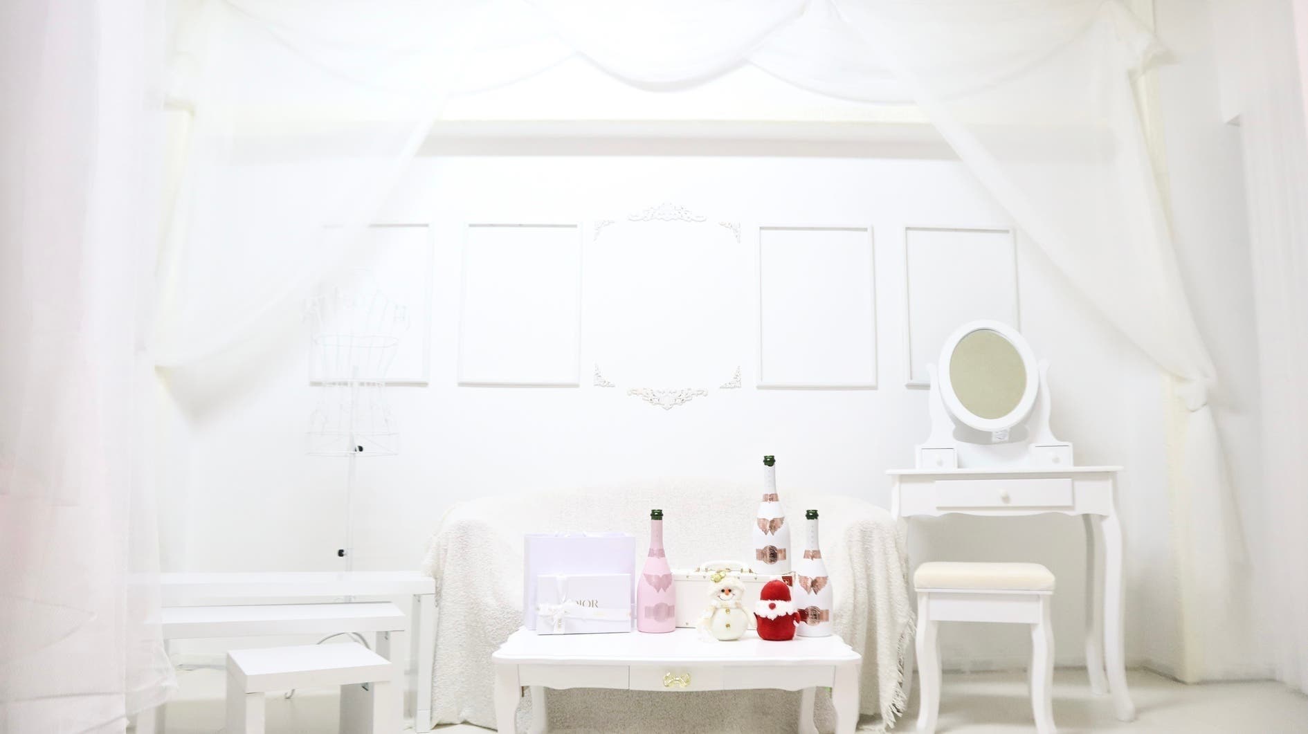 リニューアルOPEN❤︎White Plus🤍維持管理費無料❣️伏見駅6分⭐️姫系スタジオ!生誕祭!推活!ポトレ!コスプレ!の写真1