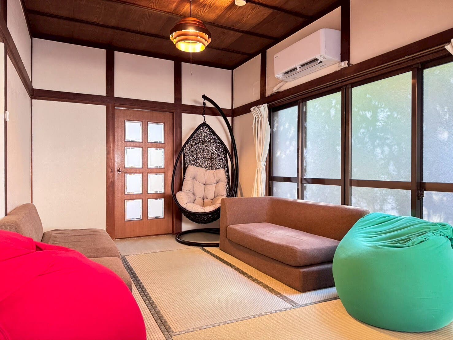 広々125㎡｜Yogibo,ハンギングチェア,パーティー,誕生日会🎂歓送迎会🌸撮影,会議✏️リモートワーク🗒️の写真2