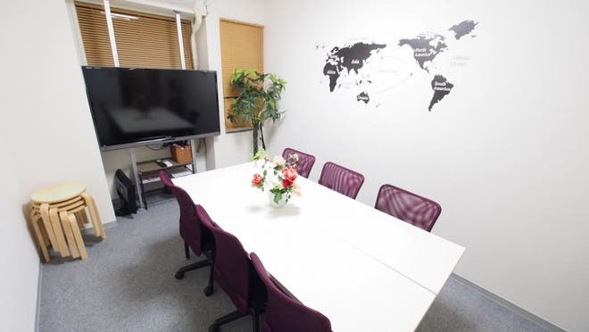 【BASE】横浜駅徒歩2分 / Wi-Fi(光回線) プロジェクター ホワイトボード 10人利用可 テレワーク・web会議の写真2