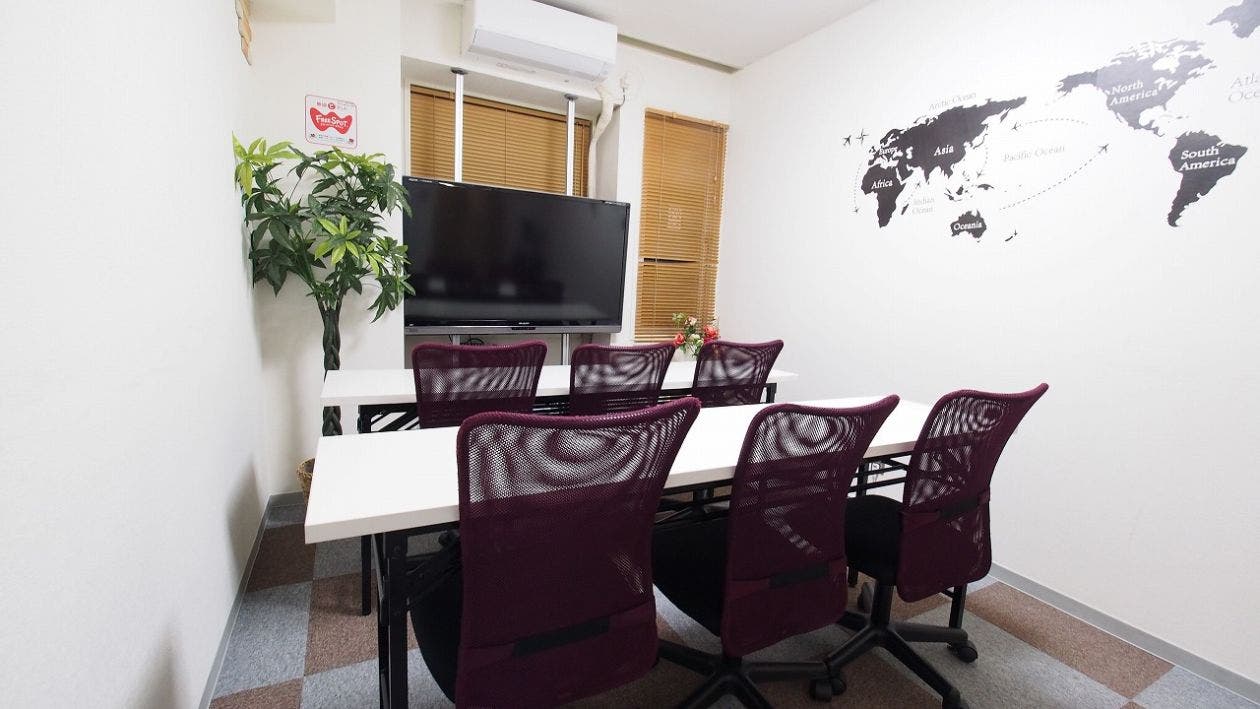 【BASE】横浜駅徒歩2分 ／ Wi-Fi(光回線)  プロジェクター ホワイトボード  10人利用可 テレワーク・web会議の写真5