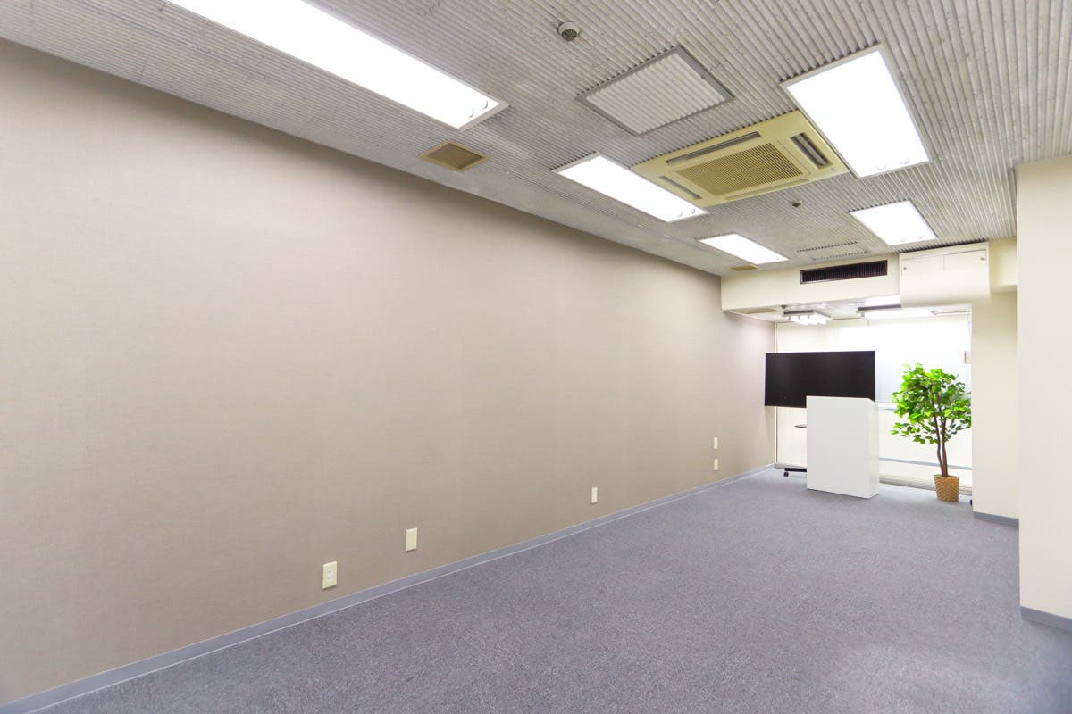 【JR新橋駅目の前！36名】プロジェクタ―・WiFi無料！10Gbps回線！ふれあい貸し会議室 新橋No125 ニュー新橋ビルの写真18