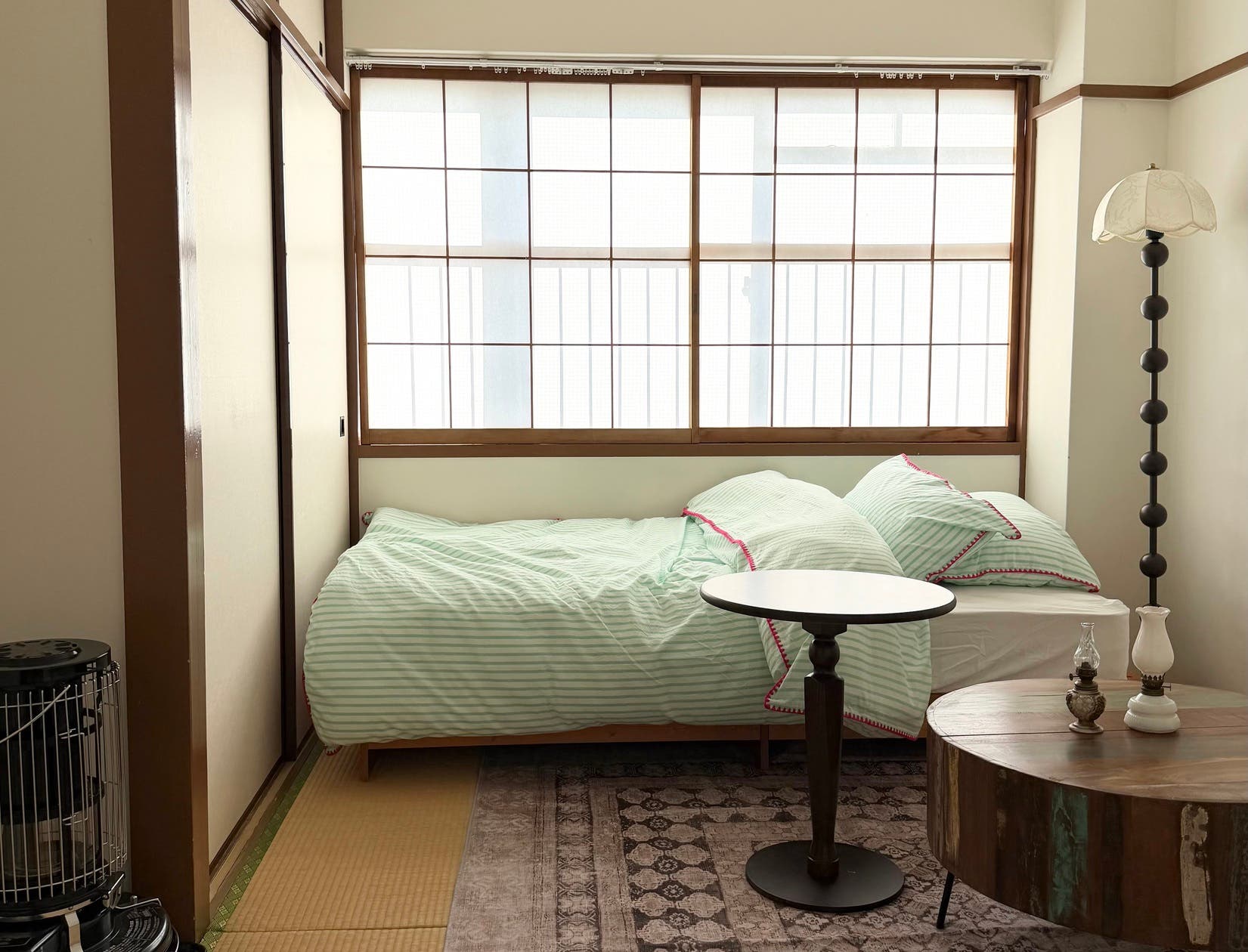 【NEW】🔰初回割あり　水道橋1分　自然光撮影スタジオ｜ポートレート＆商品撮影×和室×キッチン×300種の小物使い放題の写真10