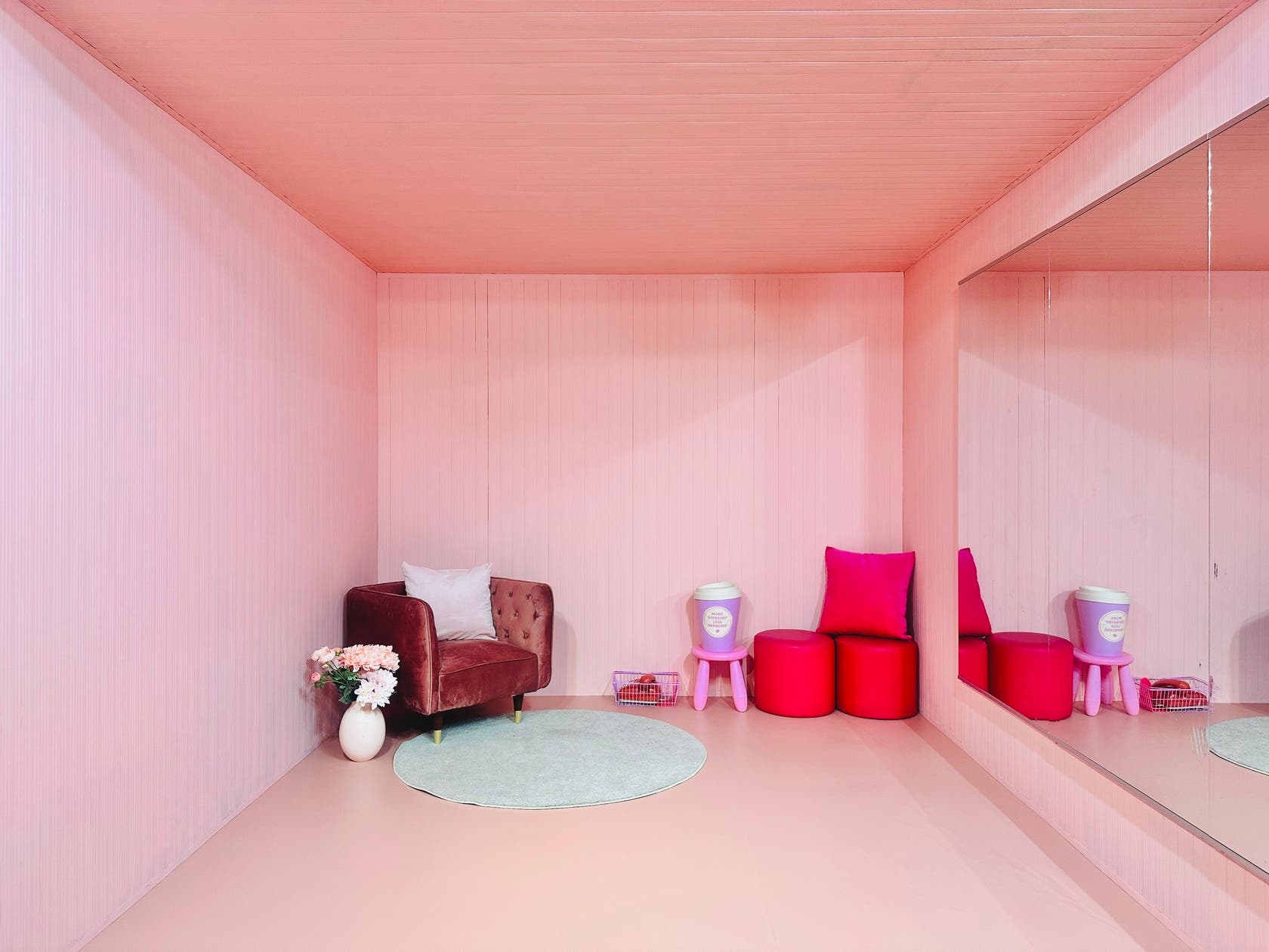 ベストホスト運営✨Tiktok撮影に最適なレンタルスペース・ダンススタジオ！フィットネス/動画撮影【2F】ベースカラー：ピンクの写真7