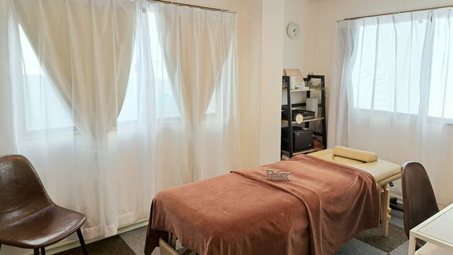 北千住駅徒歩6分/本格ジムとゆったりサロンを堪能できるプライベート空間/気兼ねなく使える隠れ家スポットの写真3