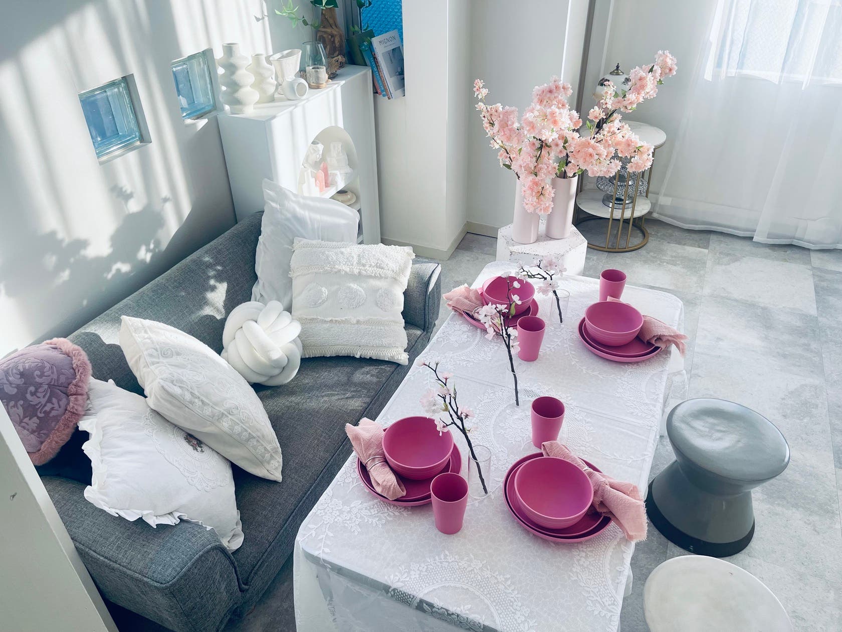 【インドア花見プラン有】🌸上野の桜5分｜荷物を置いて桜散歩、雨なら室内花見もできる自然光2空間の📸撮影スタジオの写真29