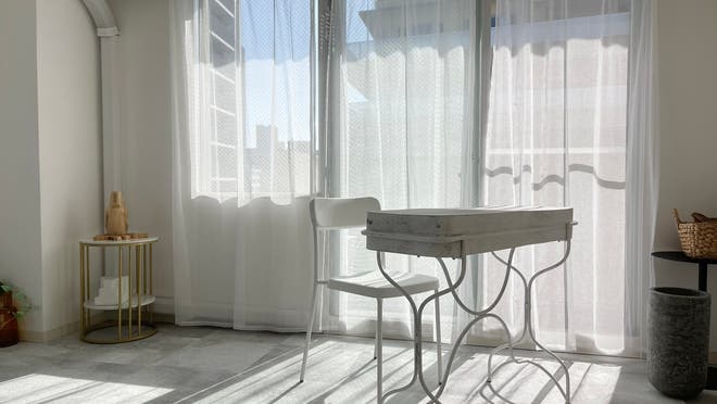 【インドア花見プラン有】🌸上野の桜5分|荷物を置いて桜散歩、雨なら室内花見もできる自然光2空間の📸撮影スタジオの写真9