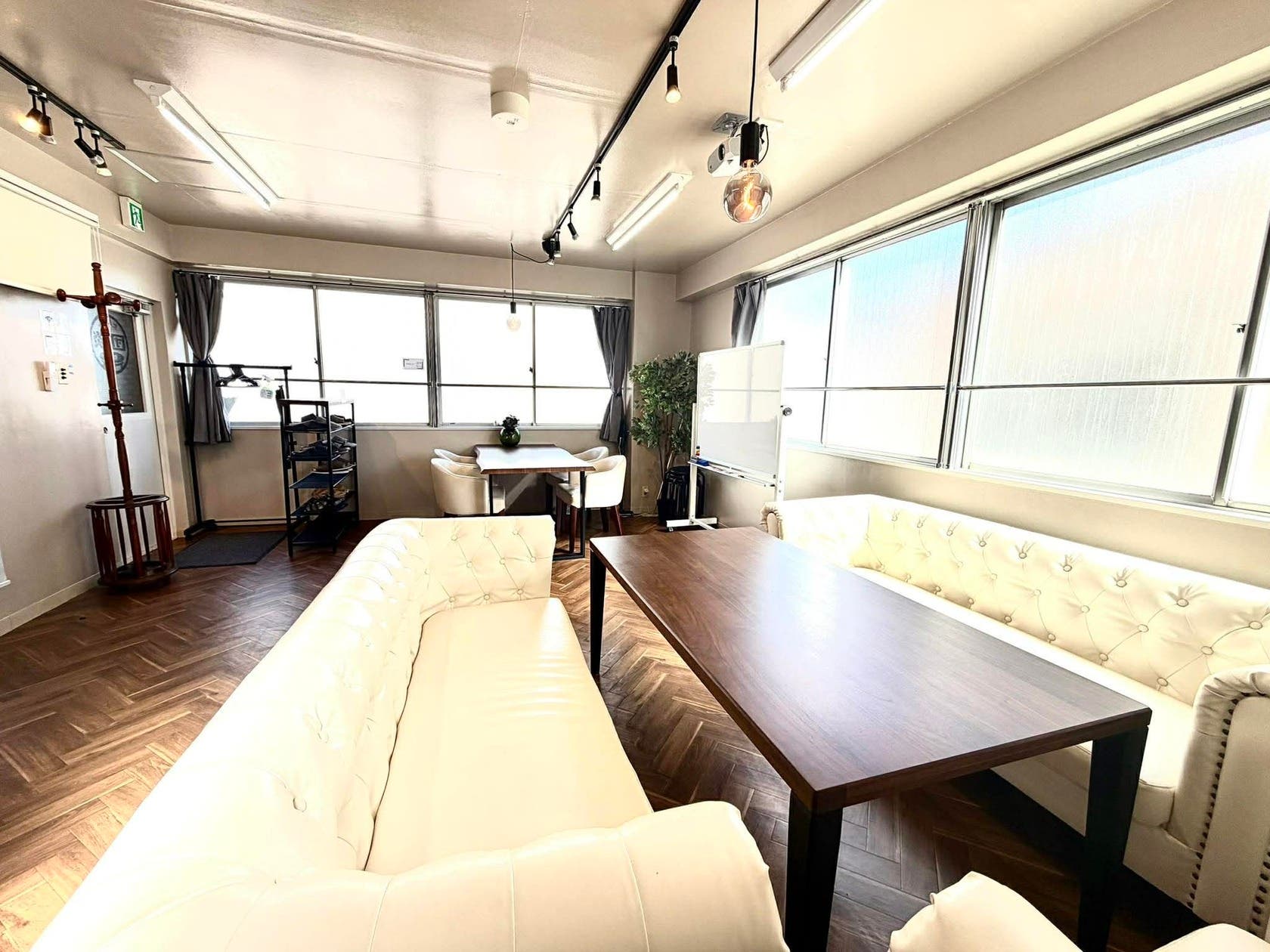 【平日値下げしました！】都内最安値1時間110円～備品貸与、商用撮影、アルコール持ち込みも全て無料でご利用いただけます！の写真7