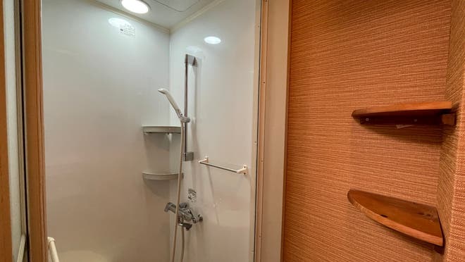 甲府駅近|ウェディングサロン内の美容向けレンタルスペースの写真5