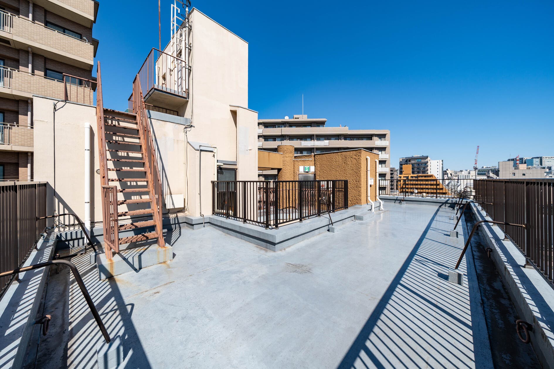 🥀3/15OPEN【屋上付き最上階】自然光×ファッション撮影スタジオ｜ポートレート・コスプレ・MV撮影OKの写真10