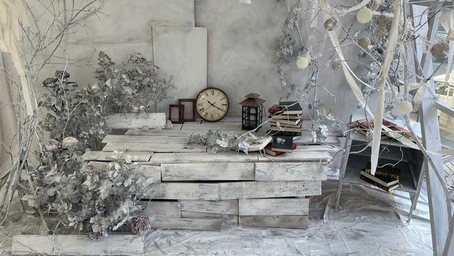 JR直方駅から徒歩約2分 / 7種のコンセプト撮影ブースが楽しめる撮影スタジオの写真1