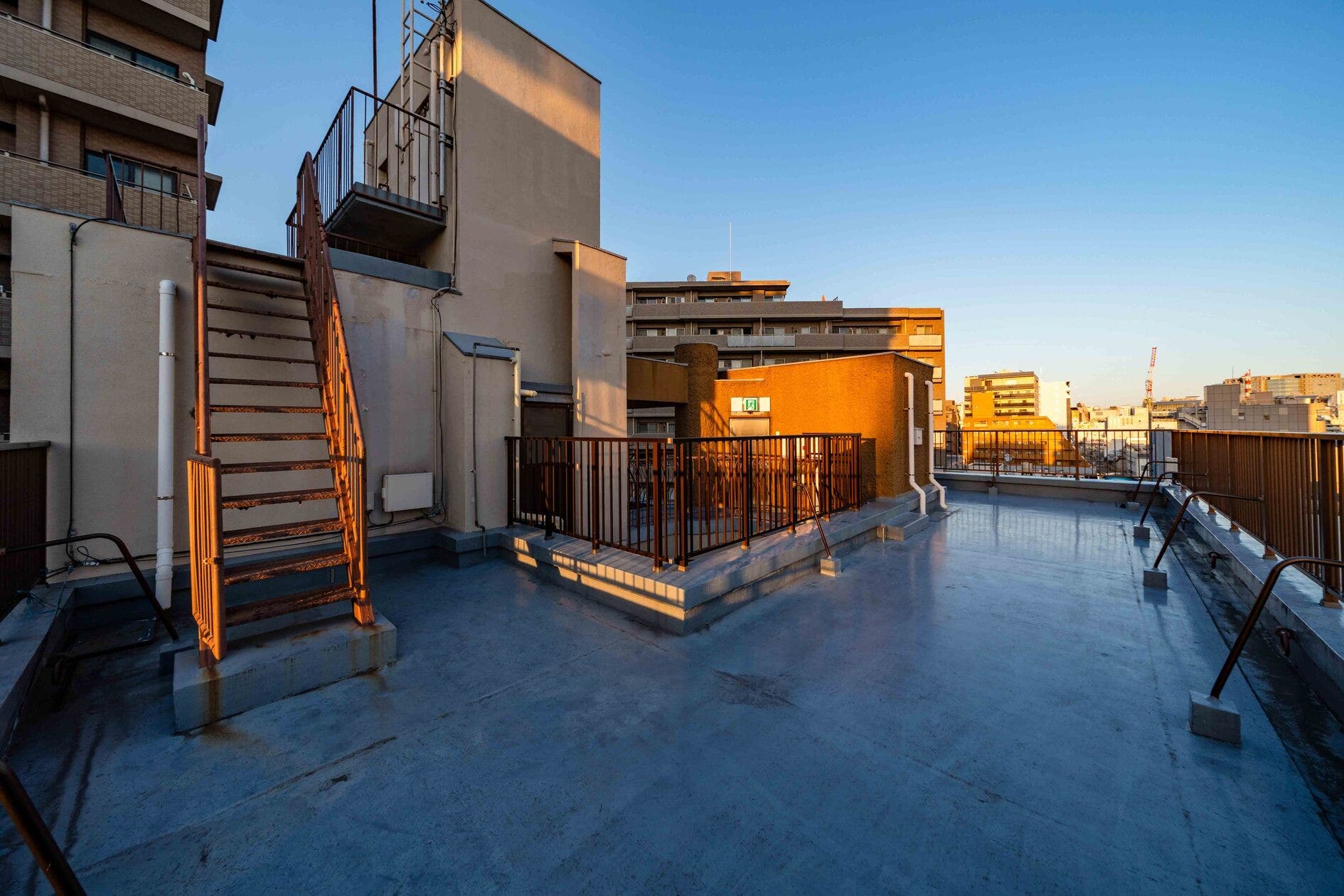 🥀3/15OPEN【屋上付き最上階】自然光×ファッション撮影スタジオ｜ポートレート・コスプレ・MV撮影OKの写真2