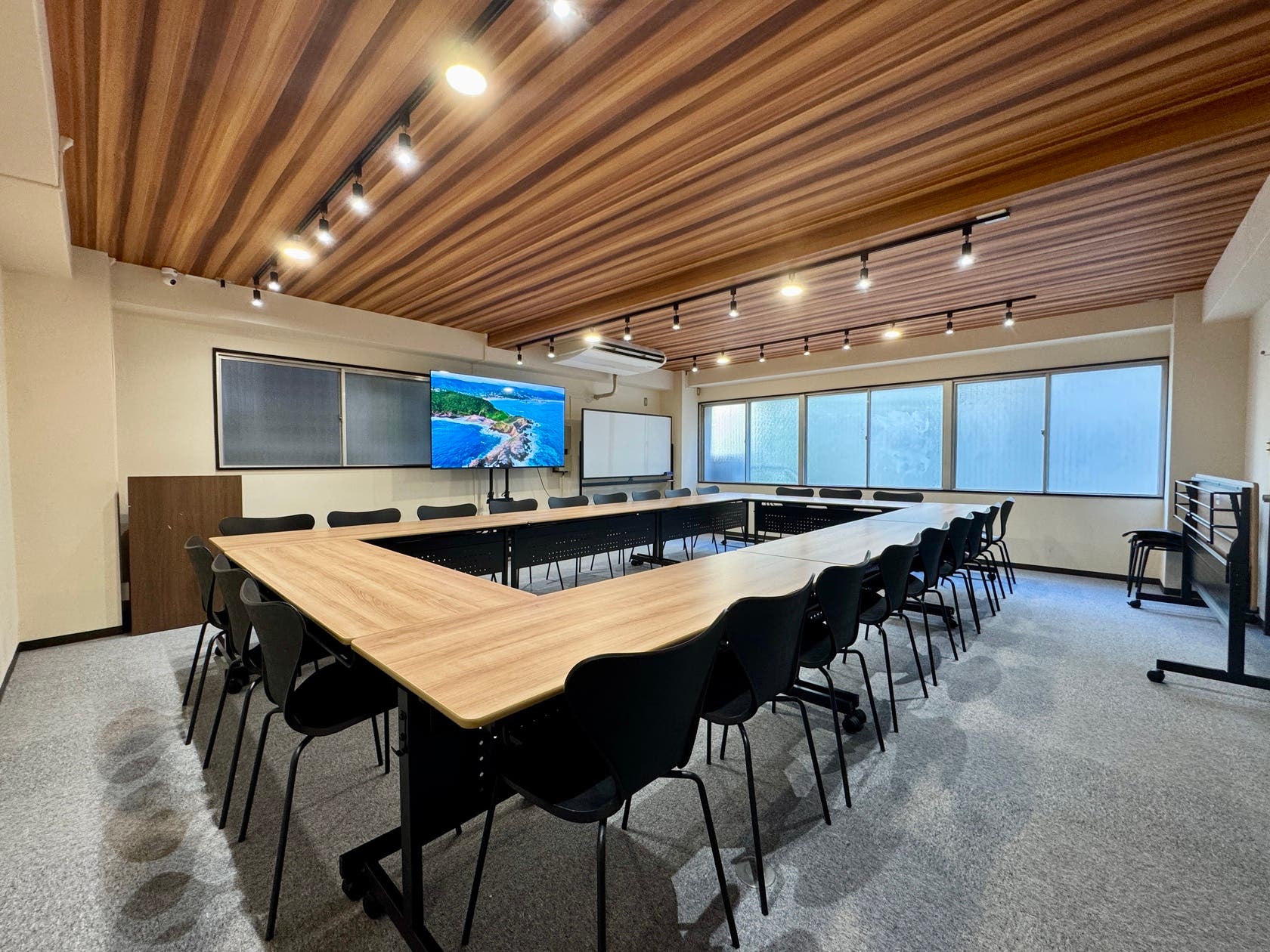 2026年3月OP【レビュー割🌸】GOZAR会議室 早稲田｜早稲田駅 徒歩2分｜塾講習・試験会場・セミナー・会議の写真10