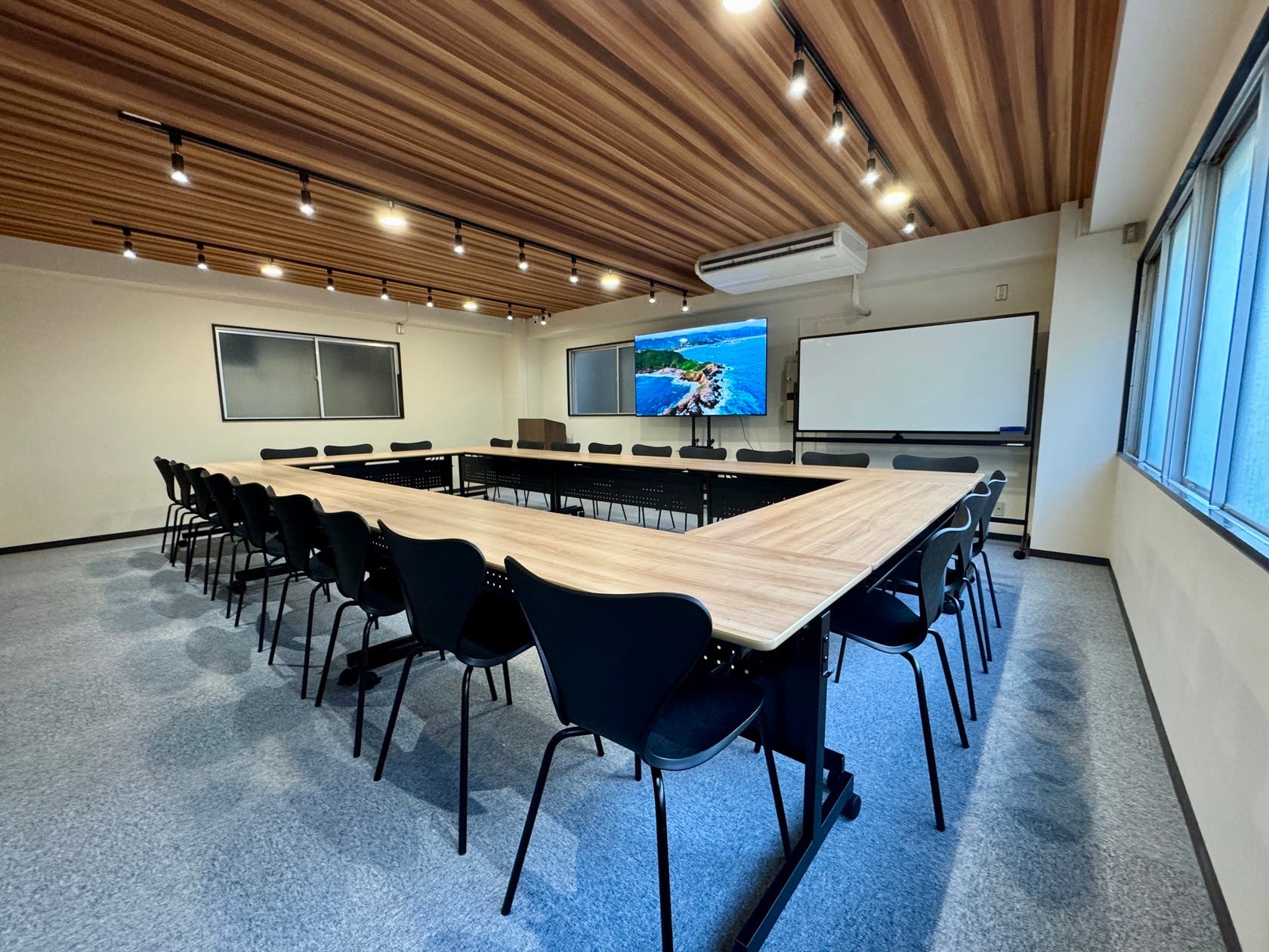 2026年3月OP【レビュー割🌸】GOZAR会議室 早稲田｜早稲田駅 徒歩2分｜塾講習・試験会場・セミナー・会議の写真11