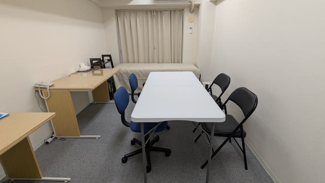 【東銀座徒歩すぐ】静かな落ち着いた空間✨会議・リモート作業に最適、施術ベッド付きでサロン利用も可能の写真4